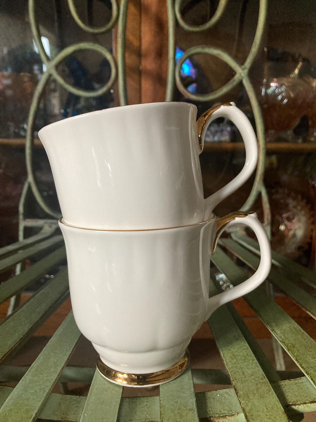 Royal Albert Val D’or Mugs. Set of 2. Footed. 3.25 Inches Tall. Prod in ...