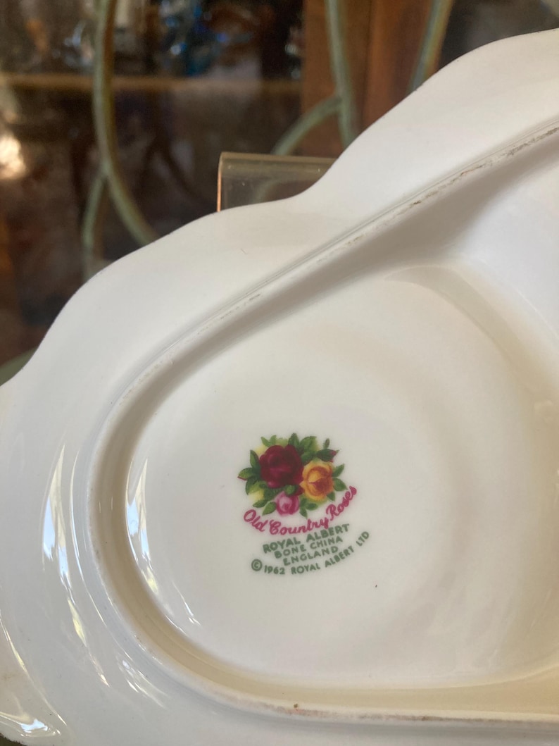 Royal Albert Old Country Roses Tennis Set. 8.5 Inches Wide. Produced in ...