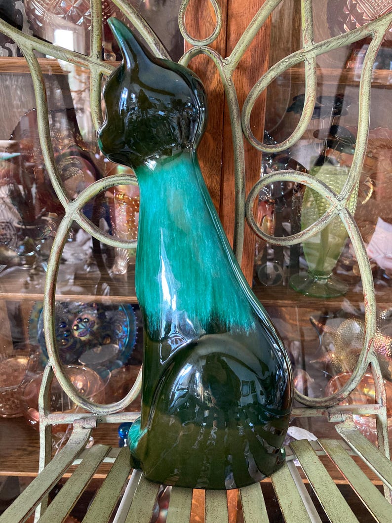 Vintage Blue Mountain Pottery Sitting Cat. 14 Inches Tall. Produced in ...