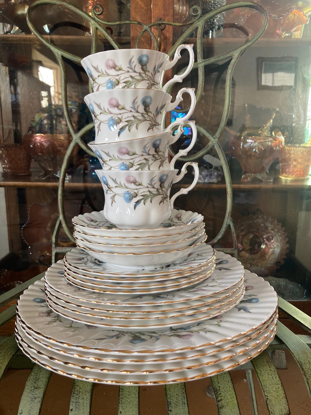 Royal Albert Brigadoon 5 Piece Place Settings. Set of 4. 20 Pieces ...