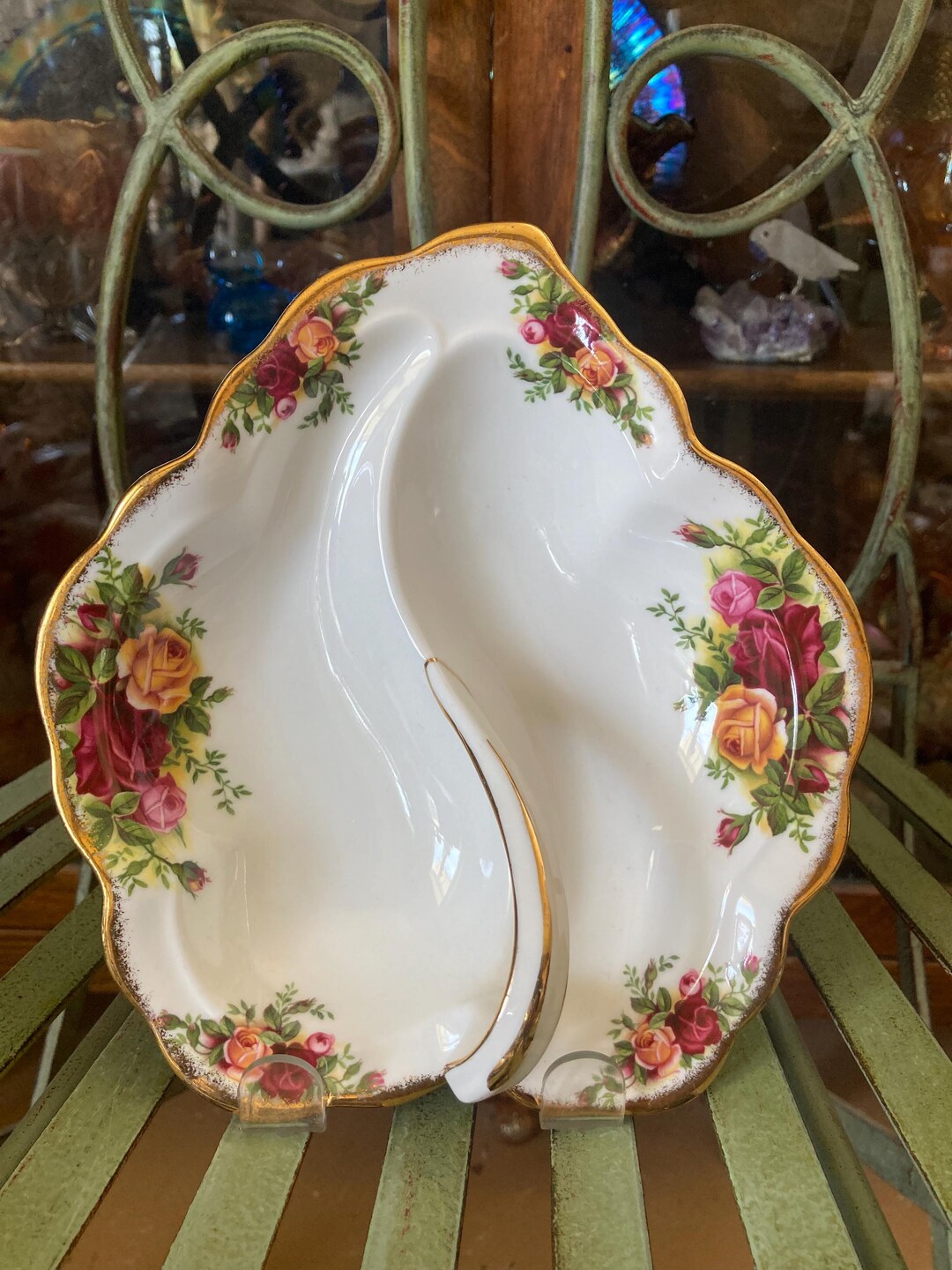 Royal Albert Old Country Roses Pickle Dish. Leaf Shaped. Handled. 7.5 ...