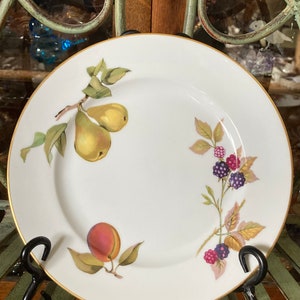 Royal Worcester Evesham Gold Salad Plates. Set of 4. 8 Inches Diameter ...