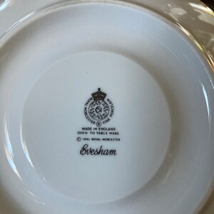 Royal Worcester Evesham Gold Cups and Saucers. Set of 4. Produced in ...