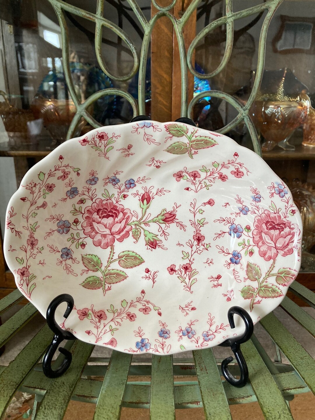 Johnson Brothers Rose Chintz Oval Serving Bowl. 9 Inches Wide. Produced ...