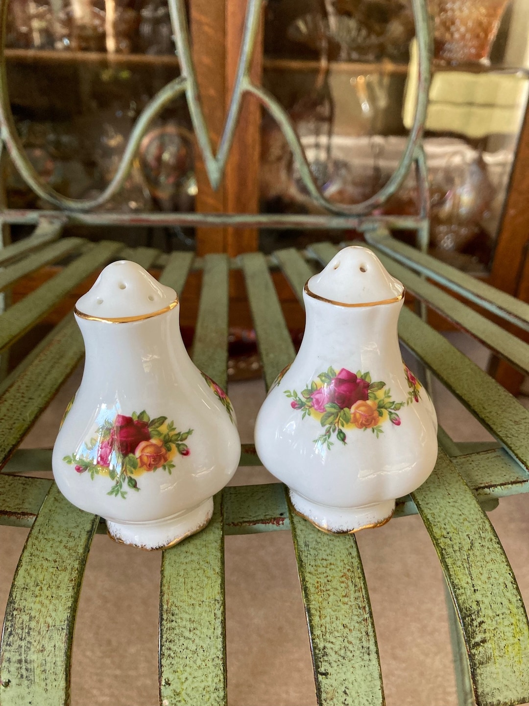 Royal Albert Old Country Roses Salt and Pepper Pair. 3.25 Inches Tall ...