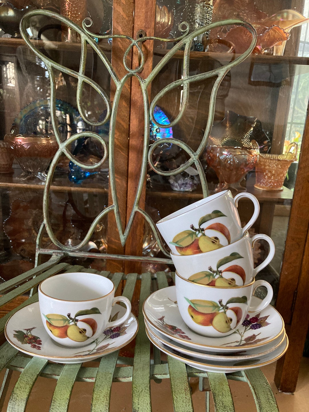 Royal Worcester Evesham Gold Cups and Saucers. Set of 4. Produced in ...