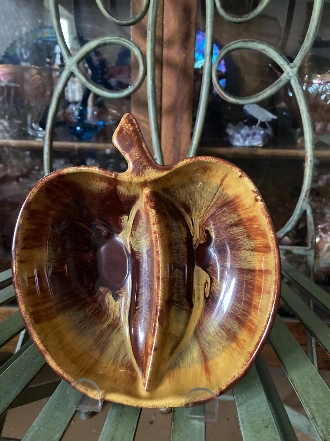 Blue Mountain Pottery Apple Shaped Dish. Divided. 5.5 Inches Wide ...