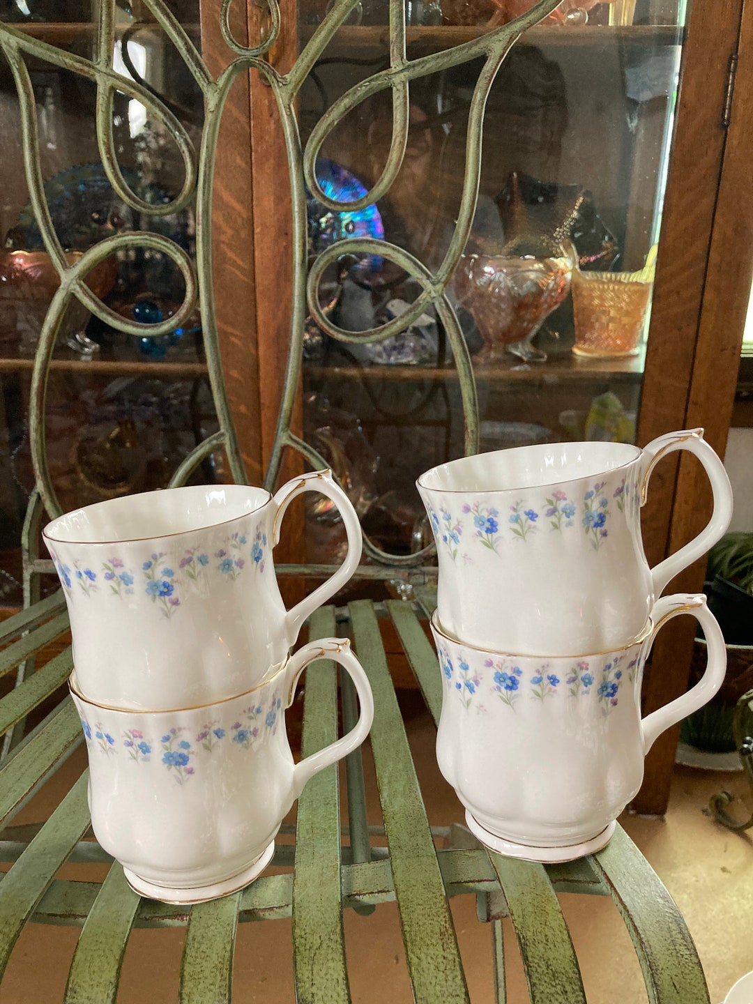 Royal Albert Memory Lane Mugs. Set of 4. 3.5 Inches Tall. Produced in ...