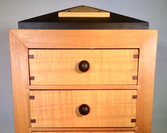 Curly Maple Jewelry Box - Etsy