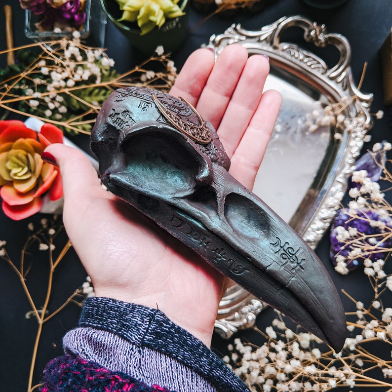 Luna SHINY GREEN RAVEN Home. Decoration. Art. Gift. Crow. - Etsy