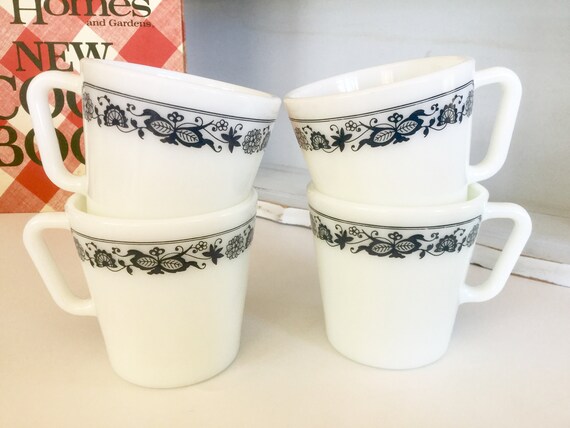 Vintage Pyrex Mugs Set of 4 White and Blue Glass Coffee or Tea | Etsy