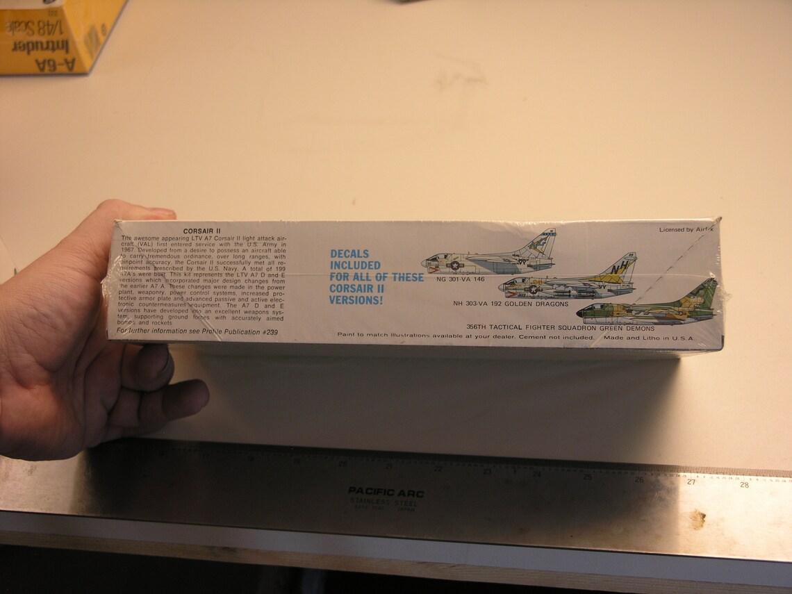 Plastic Model Kit 1/72 A6 Corsair II Profile Series Release, New Old ...