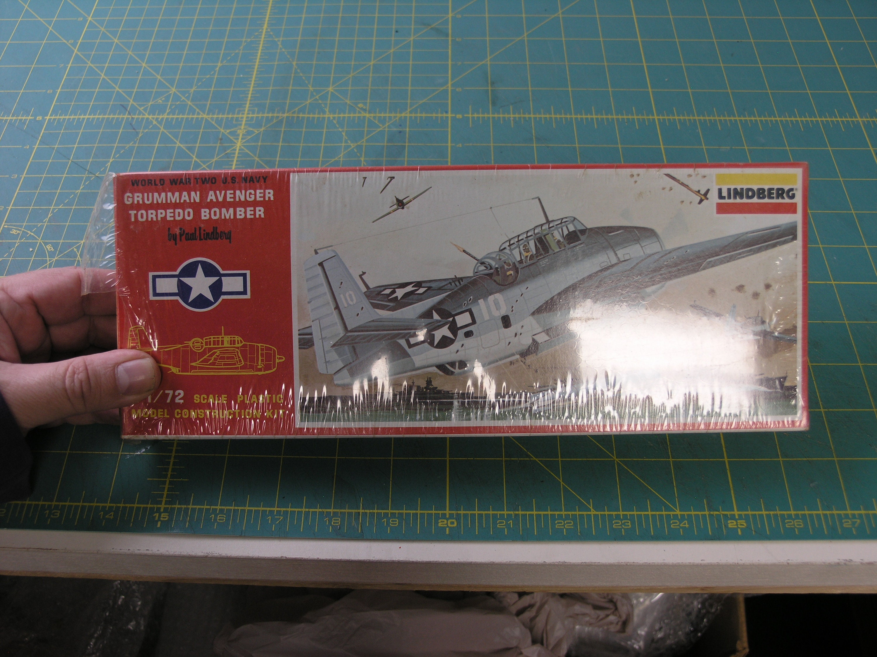 Lindberg TBF Avenger 1/72 Scale Plastic Model Kit Factory - Etsy