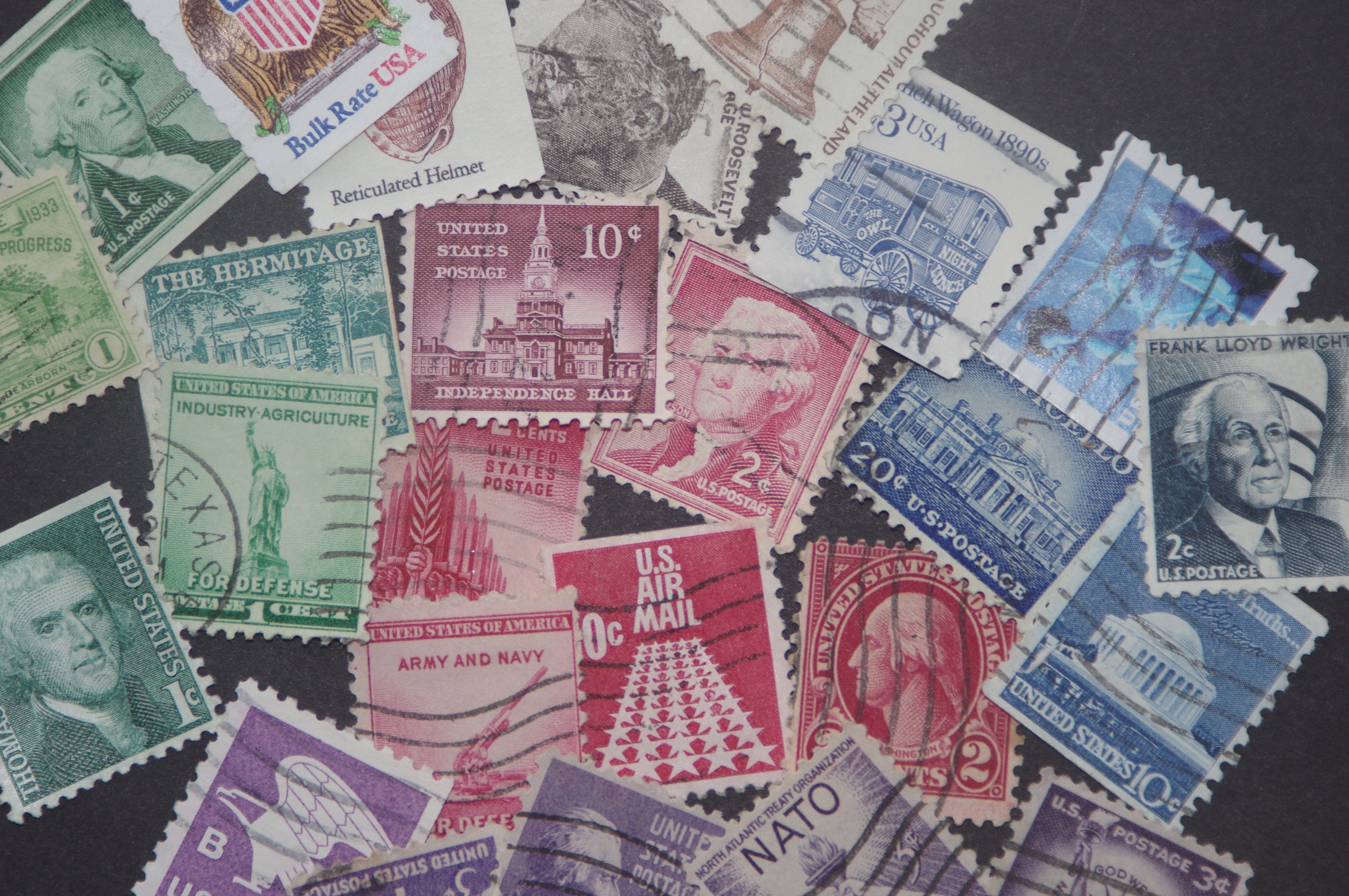 Vintage DEFINITIVE Postage Stamps ~ 25 (five Colors), Various Shades ...