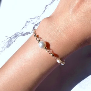 Mikoto White Pearl Bracelet 14k Gold Filled / Genuine Pearl - Etsy