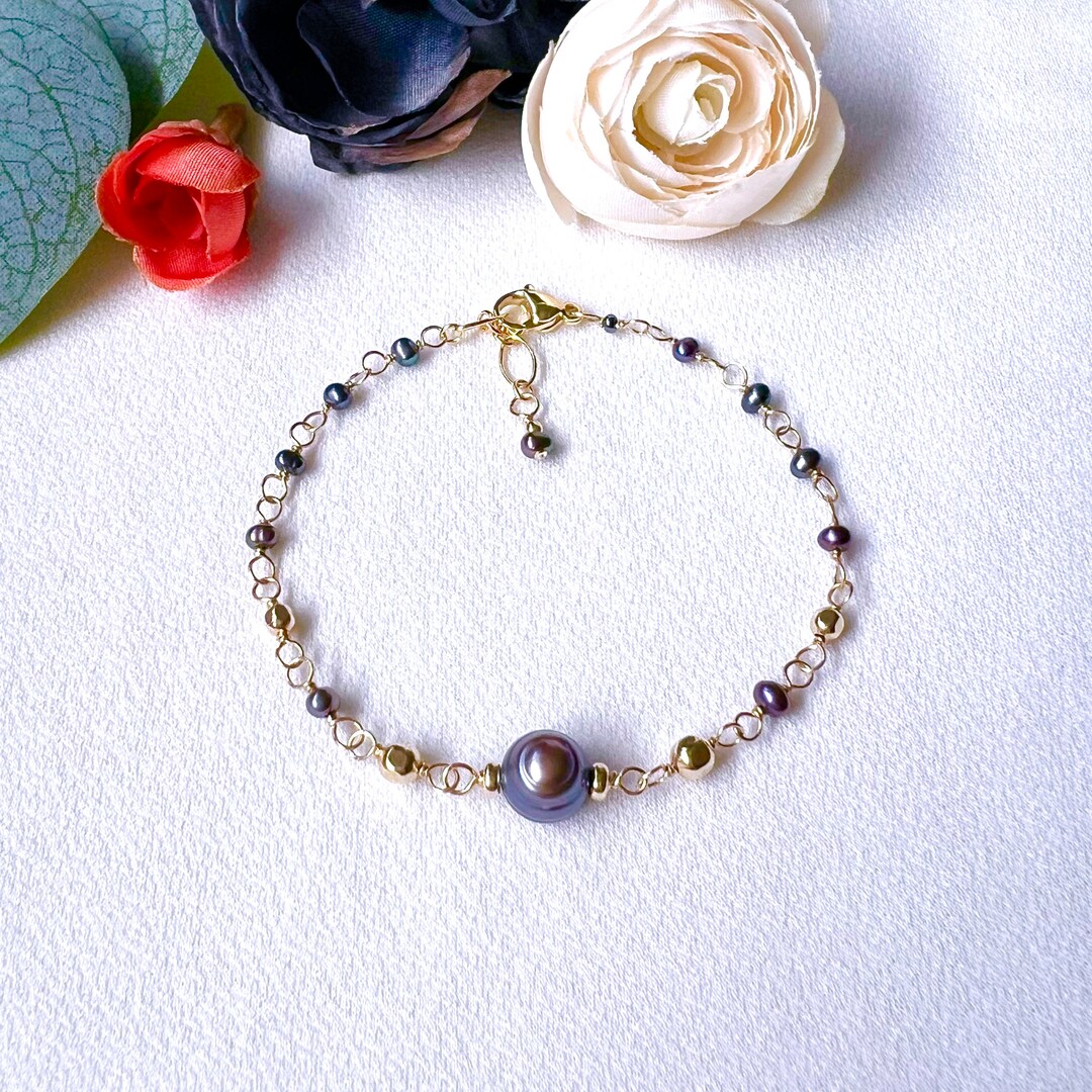 Mikoto Iridescent Pearl Bracelet 14K Gold Filled / Freshwater Pearl - Etsy