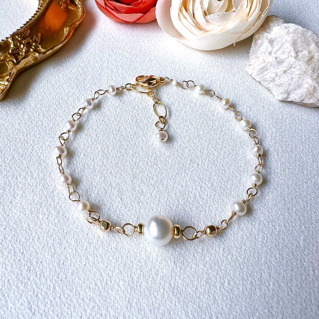 Mikoto White Pearl Bracelet 14k Gold Filled / Genuine Pearl - Etsy