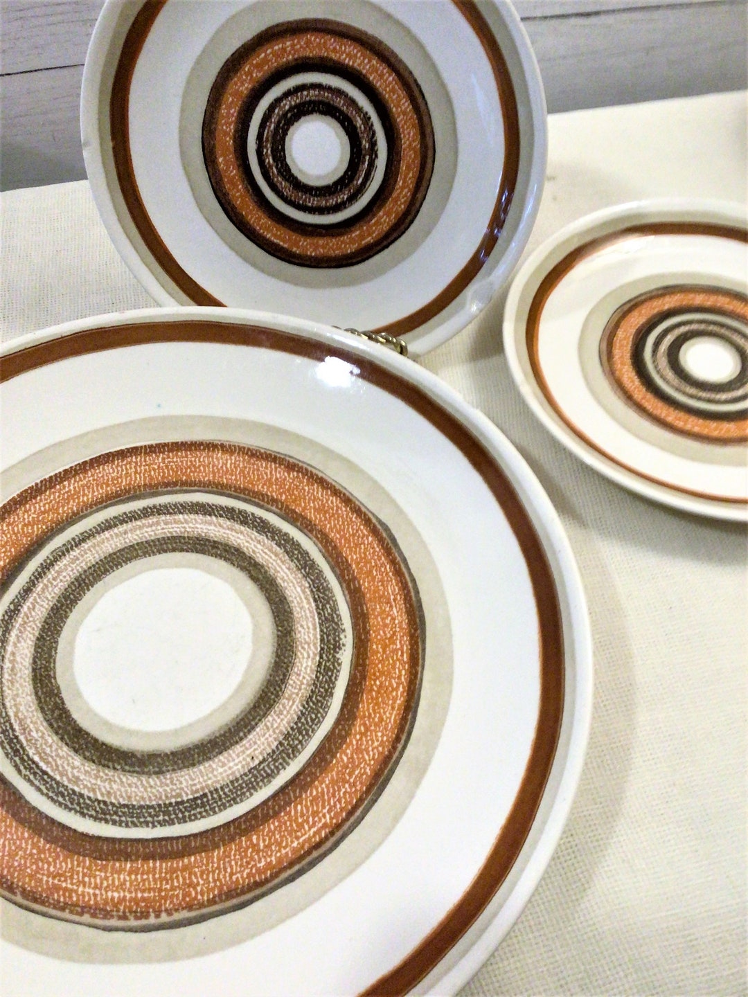 Cavalier Santa Fe Dinner Plates / Salad Plates, 8 Pc. - Etsy