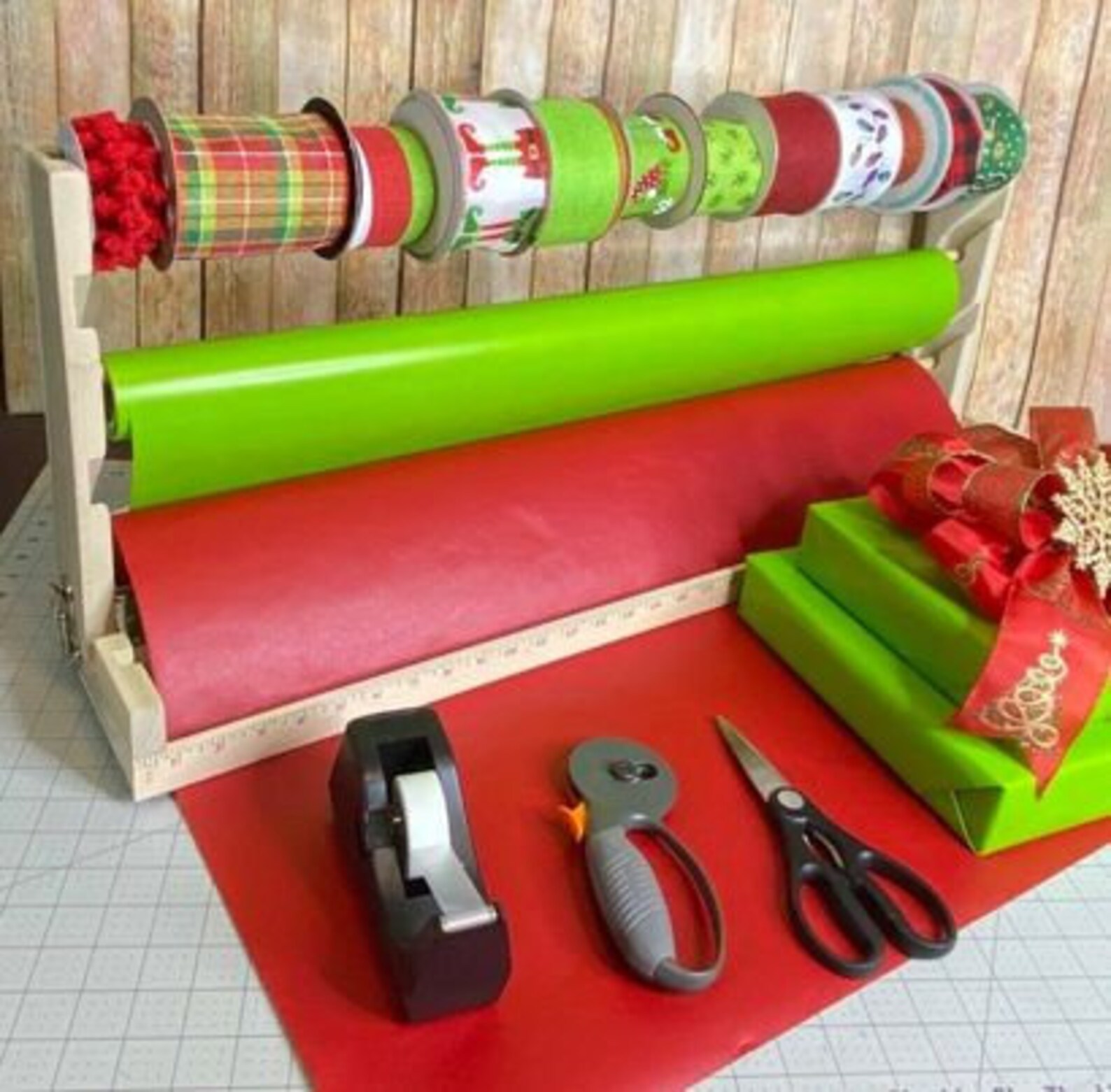 The Buddy PRO, Gift Wrapping Station, Triple Collapsible Mesh Roller ...