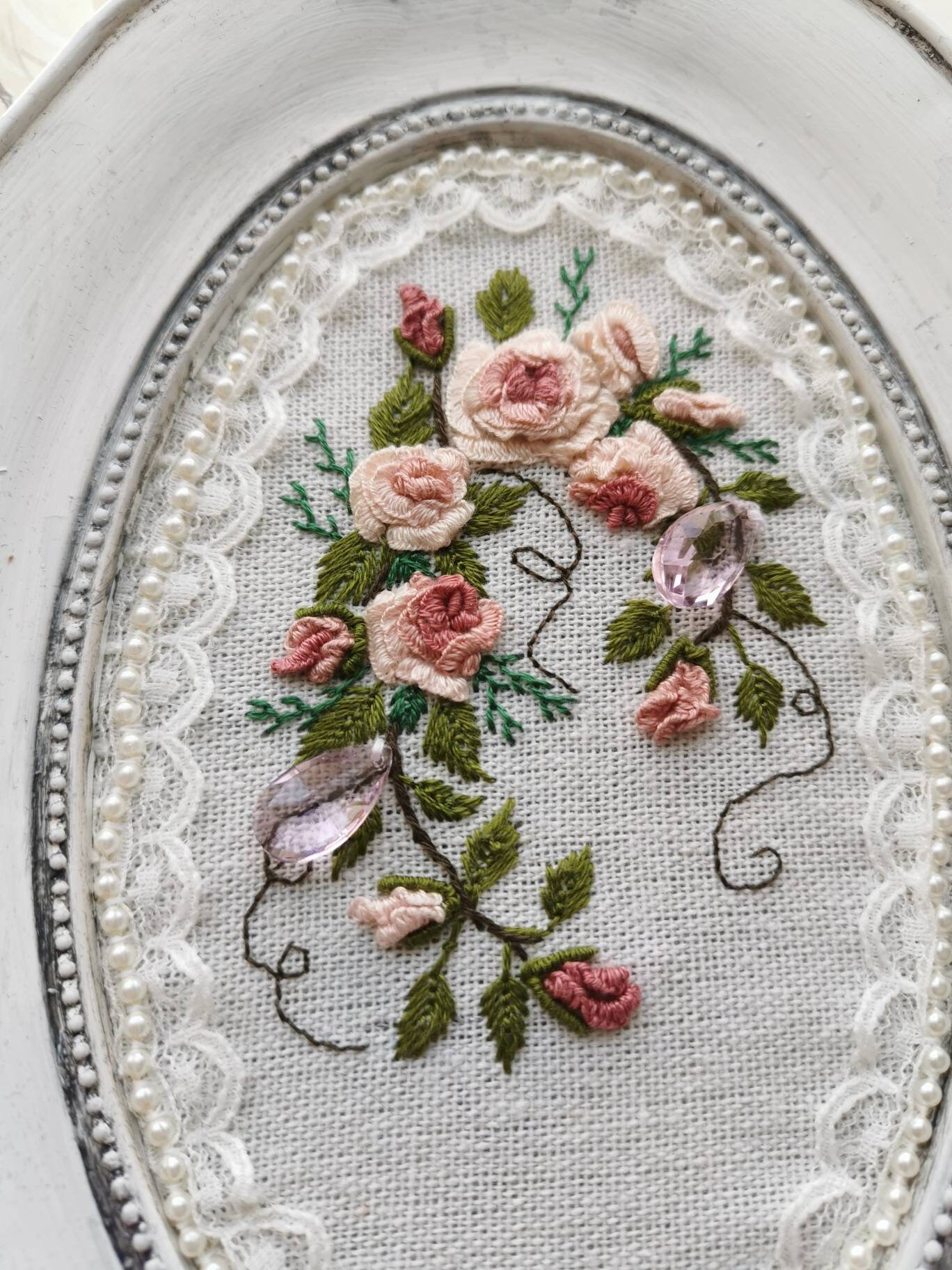 Embroidered Picture, Hangd Embroidery, Vintage Style, Home Decor - Etsy