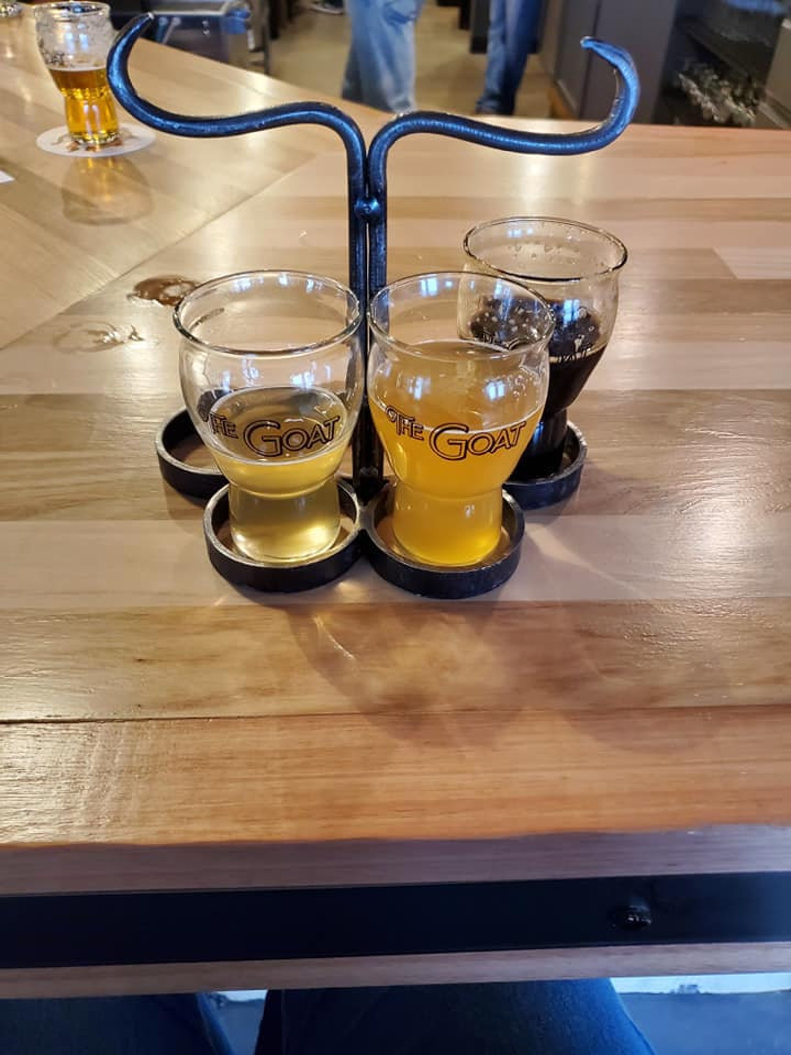 Custom Hand Forged Steel Beer Flight Holder With 5.75 Oz - Etsy