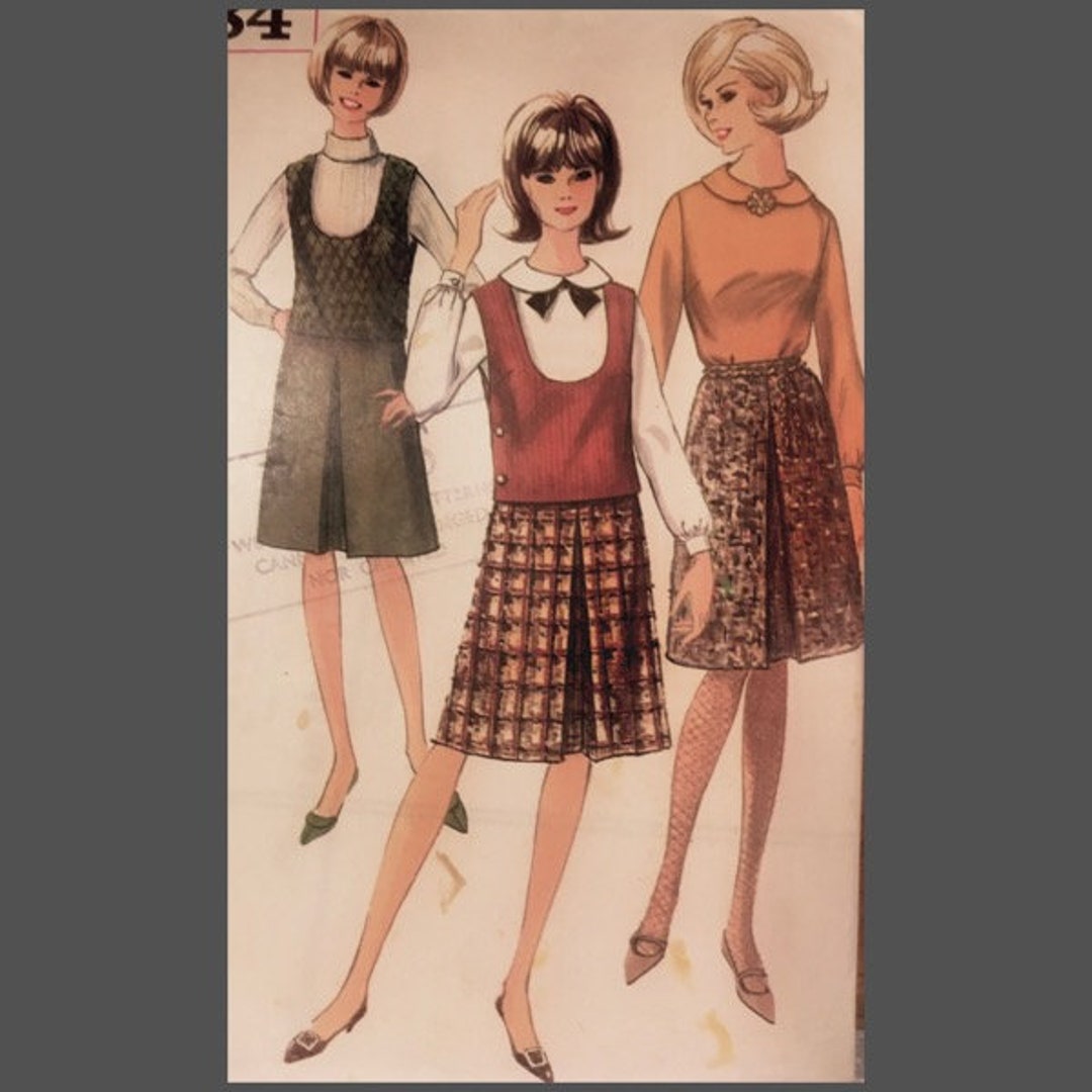 60s Mod Outfit Pattern Skirt With Inverted Pleat, Blouse and Scoop Neck ...