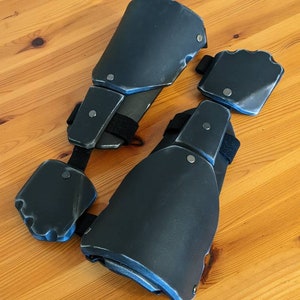 Tactical Gauntlet / Bracer, Vanguard Enforcer (PAIR) - Etsy