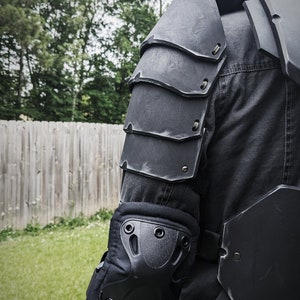 Vanguard Komodo Shoulder / Bicep Armor (pair) - Etsy