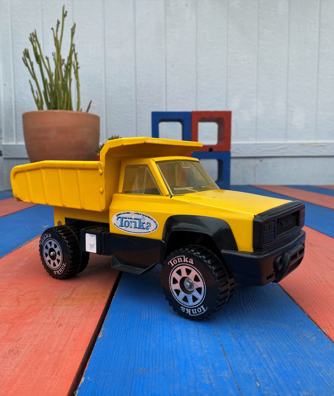HASBRO Inc. 2001 TONKA Dump Truck Collectors Tonka Truck - Etsy