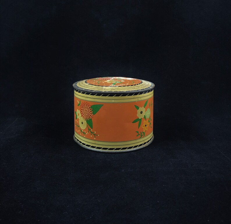RICHARD HUDNUT Yanky Clover Dusting Powder Tin Circa 1930s - Etsy