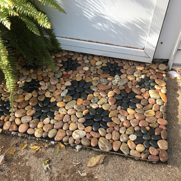 River Rock Rug - Etsy