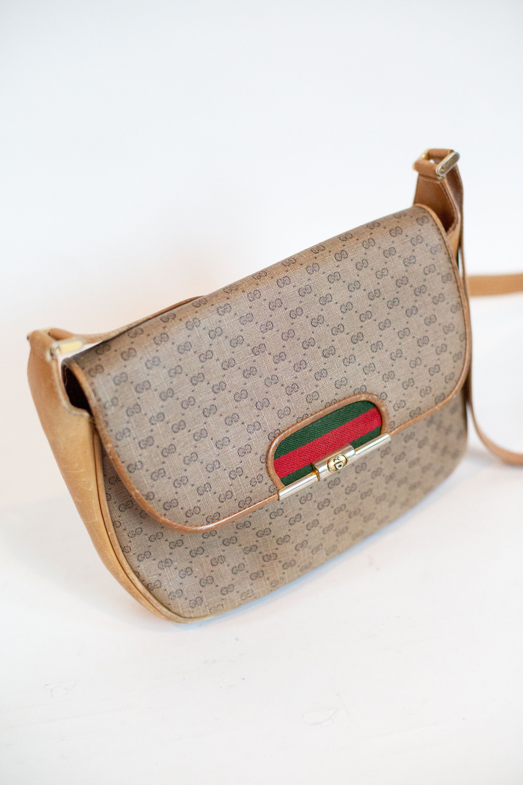 GUCCI 1980s Monogram Small G Leather and Canvas Crossbody Stripe Bag ...