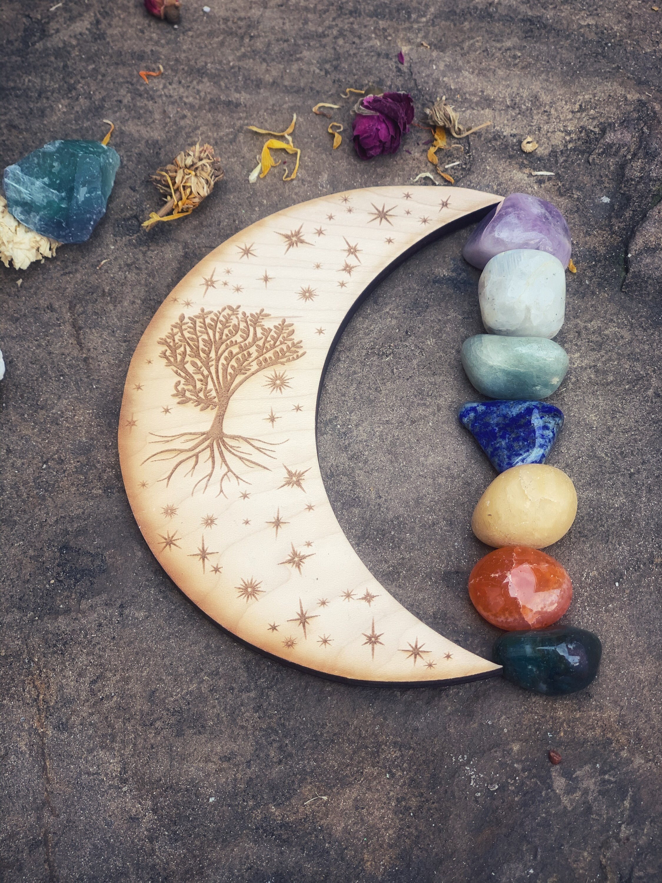Crystal Grid Board, Chakra Crystal Set, Crescent Moon Crystal Grid ...