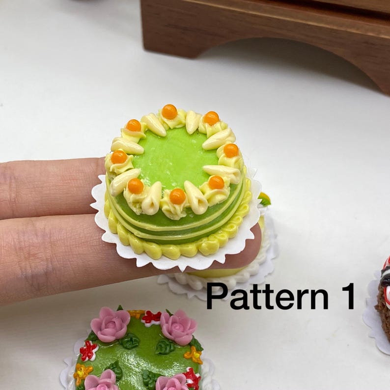 Miniature Cake: Polymer Clay Dollhouse Food (25mm) - Etsy