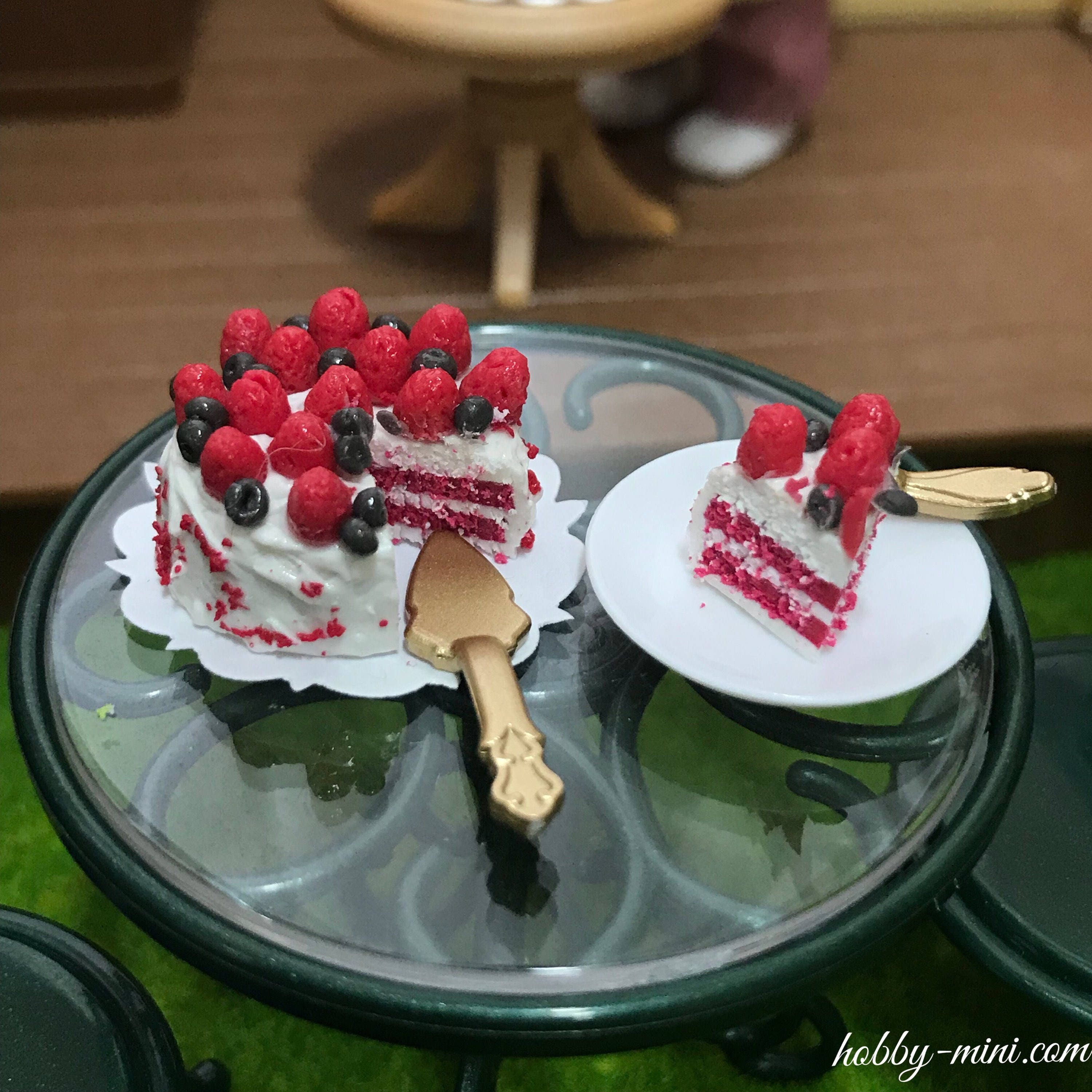 4 pieces Miniature Whole cake with Sliced Cake Miniature | Etsy