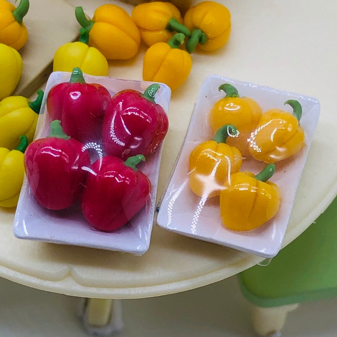 2 packs Miniature yellow and red peppers for Dollhouse Kitchen | Etsy