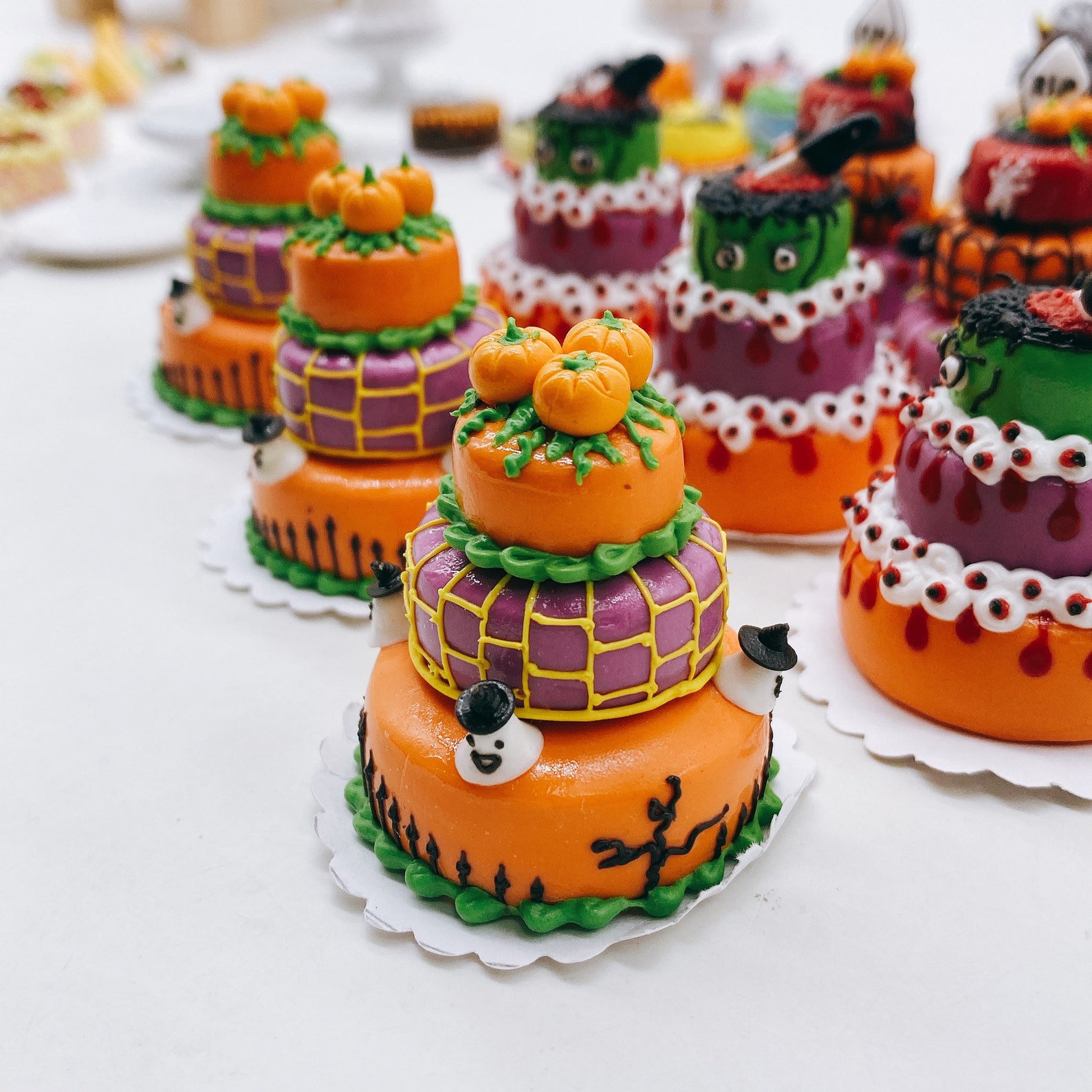 Miniature 3 Layer Halloween Cake Miniature Sweet cake for | Etsy