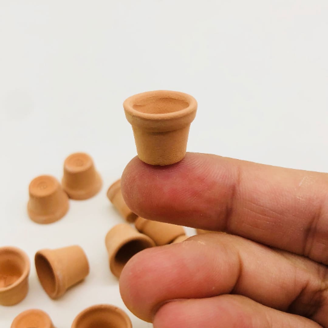 10 Miniature Clay Pots: Dollhouse Fairy Garden Decor (15mm) - Etsy