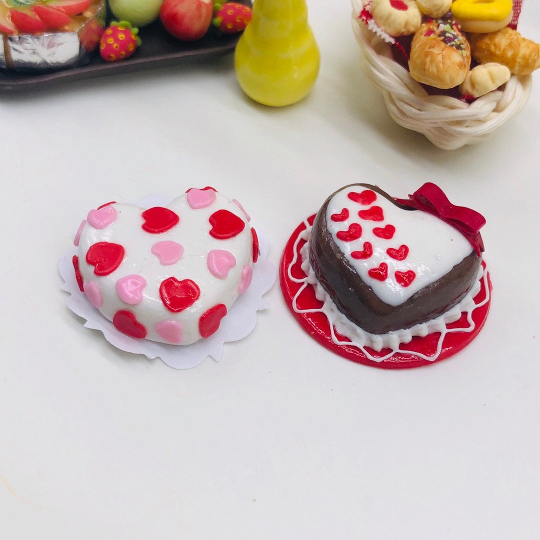 2 Pieces Miniature Heart Cake Decorate for Dollhouse - Etsy