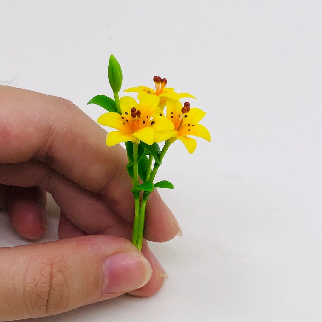 5 Pieces Miniature Lily Flower Miniature Garden Dollhouse - Etsy