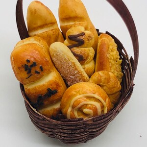 Set Miniature Mixed Bread With Basket for Doll's House Collection - Etsy
