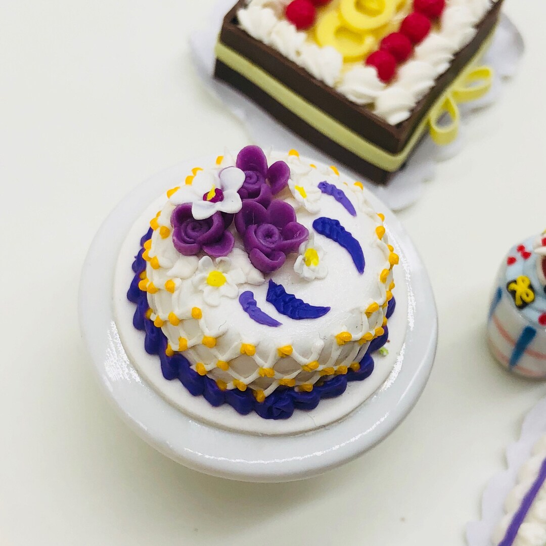 Miniature Cake,miniature Sweet,dollhouse Cake,dolls and Miniature - Etsy