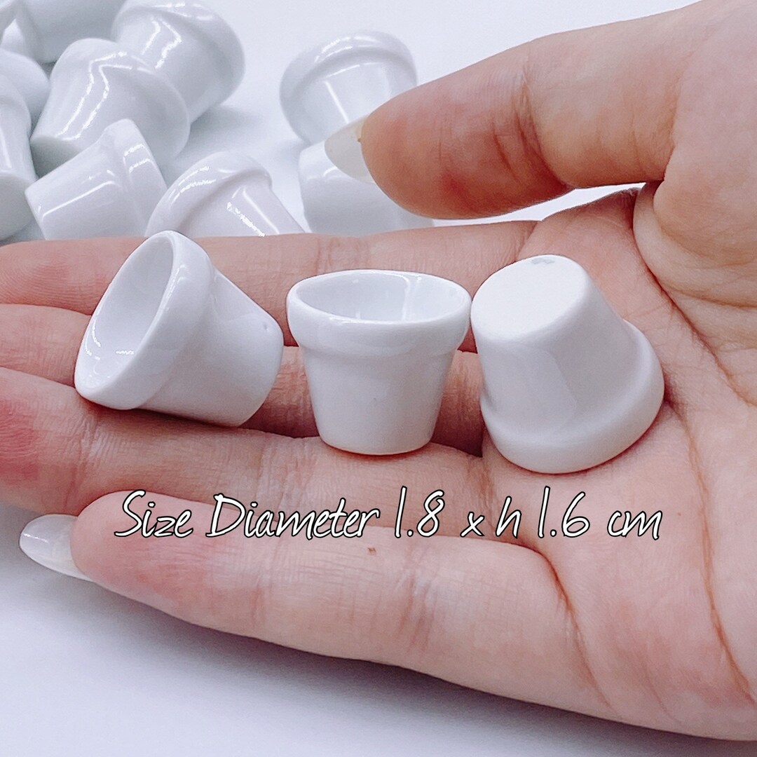 Miniature Gloss White Ceramic Pots: Dollhouse Fairy Garden (8 Pieces ...