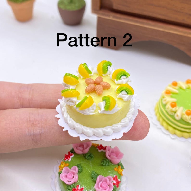 Miniature Cake: Polymer Clay Dollhouse Food (25mm) - Etsy
