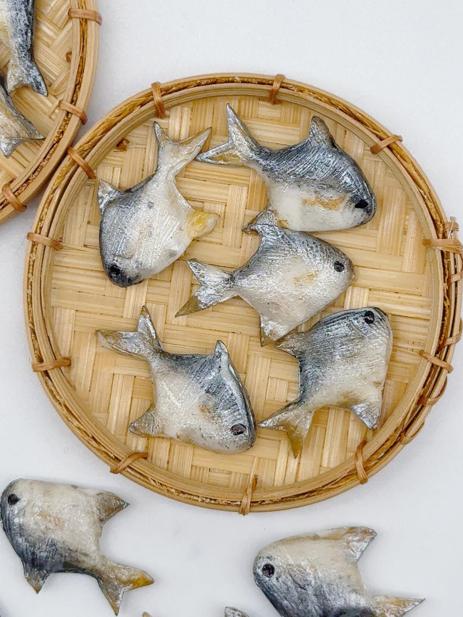 5 Pieces Miniature Pomfret Fish Made Air Dry Clay Look Beautiful and ...