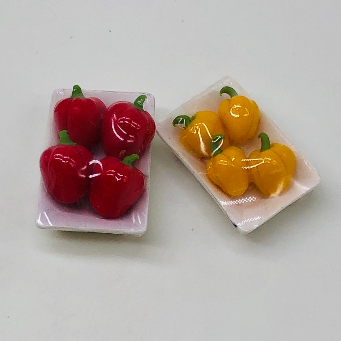 2 Packs Miniature Yellow and Red Peppers for Dollhouse Kitchen - Etsy