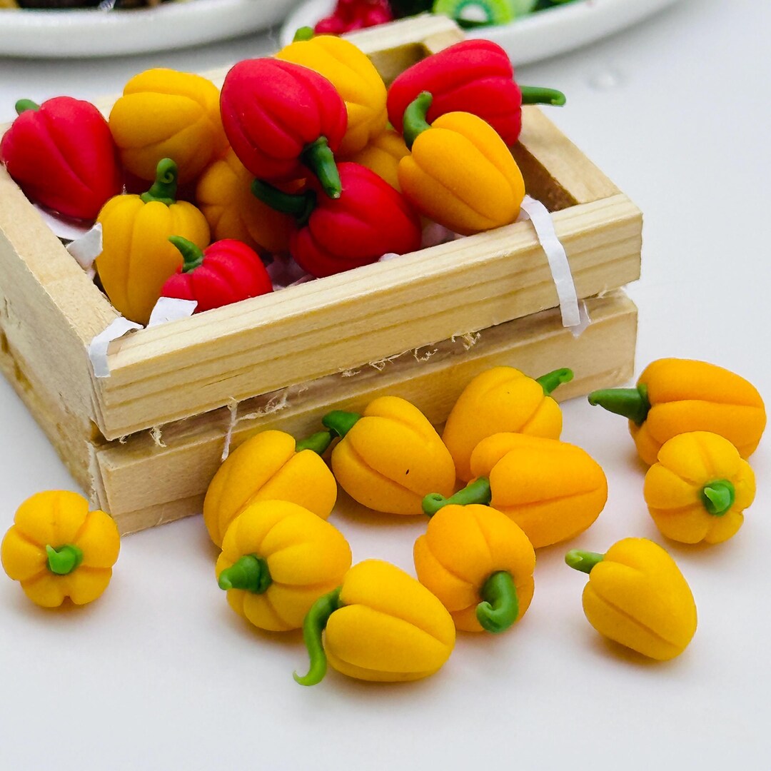 20 Pieces Miniature Paprika 2 Color, Dollhouse Bell Pepper, Kitchen ...