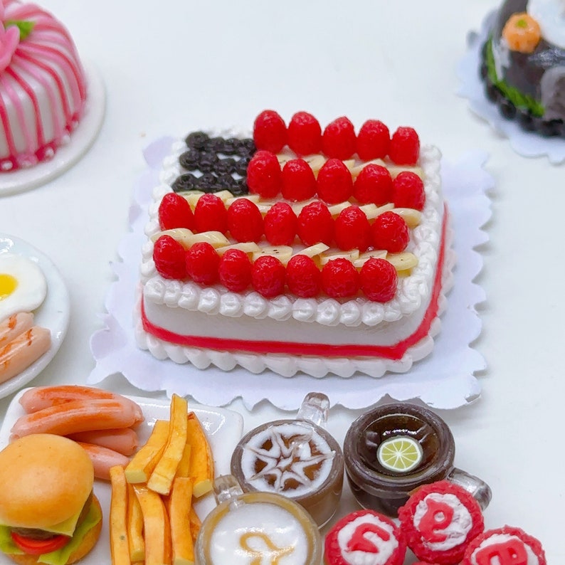 Miniature Flag Cake ,miniature Fake Cake , Fruit Cake Sweet,dollhouse ...