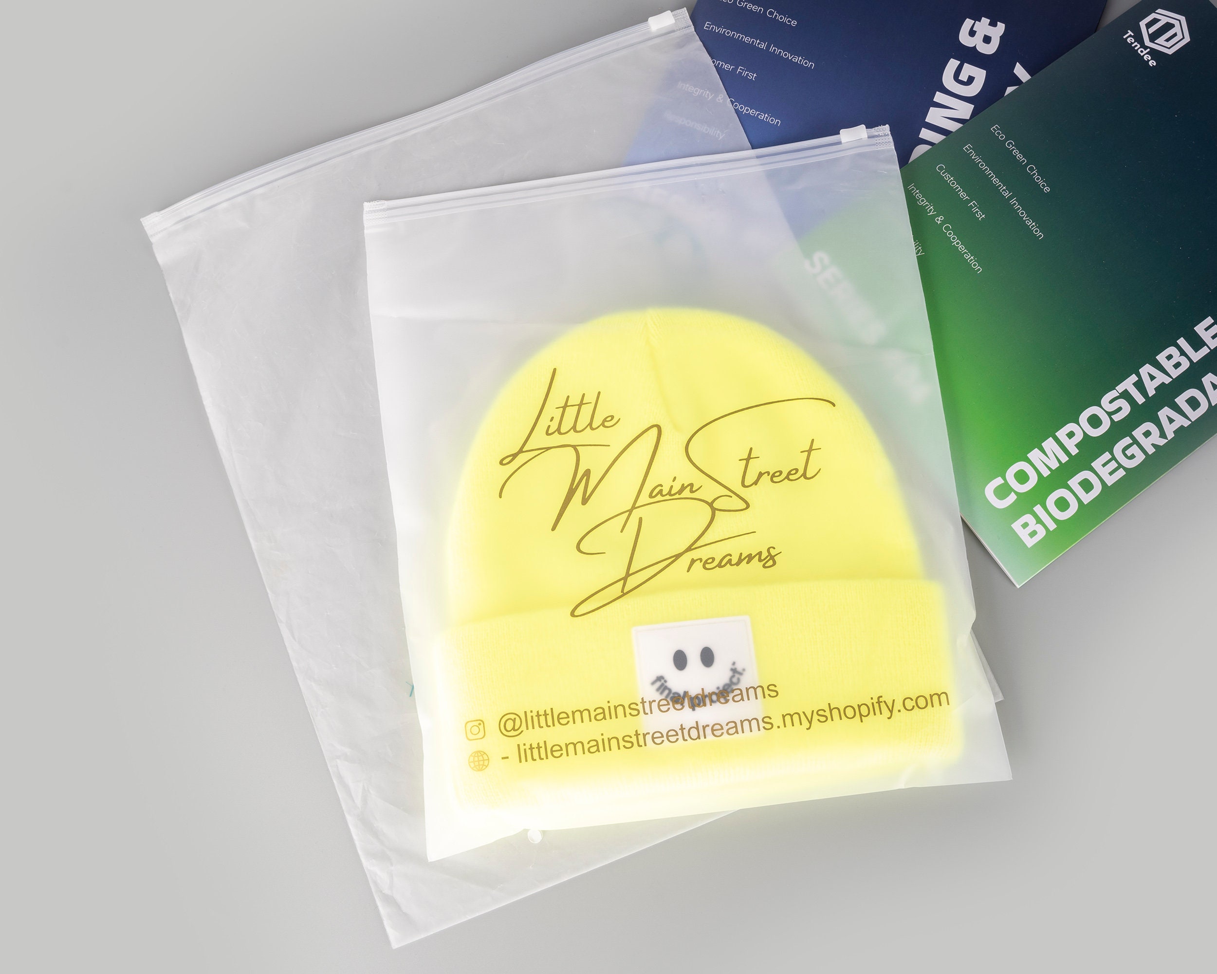 50 Frosted Zipper Bags With Logo, Customized Clothing Bags for T-shirt ...