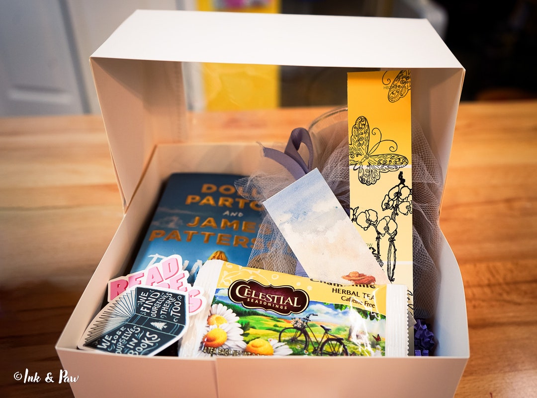 Custom Book Box - Etsy